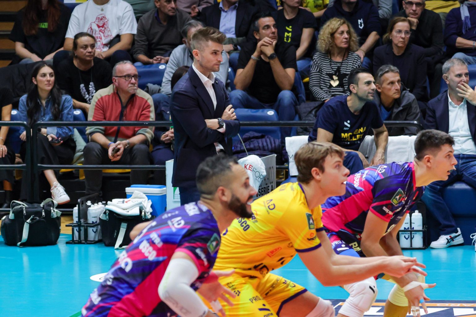 Oficjalnie. Włoch za sterami walczących o utrzymanie nysan